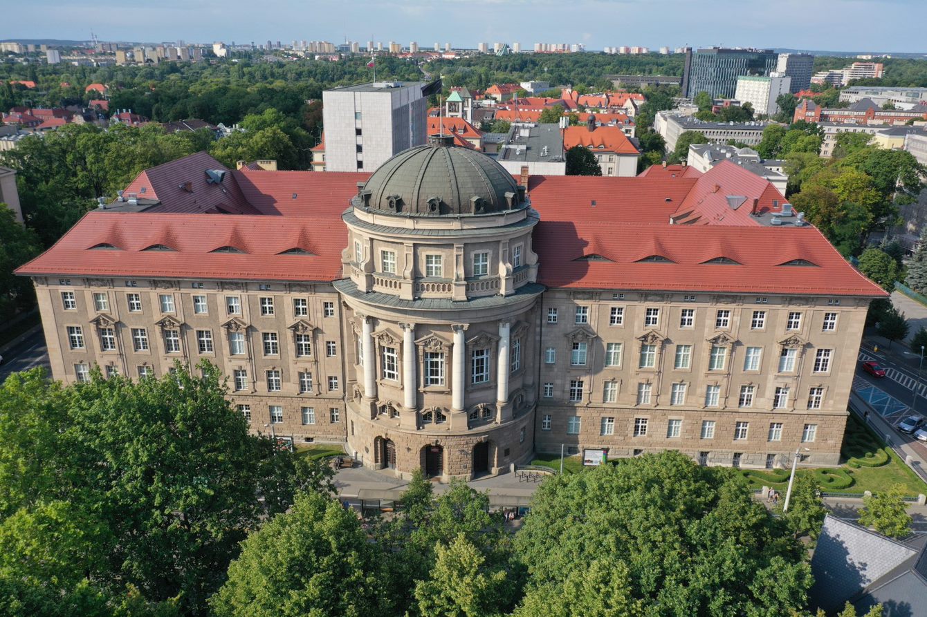 Noc Muzeów Poznań - Muzeum Uniwersytetu im. Adama Mickiewicza w Poznaniu
